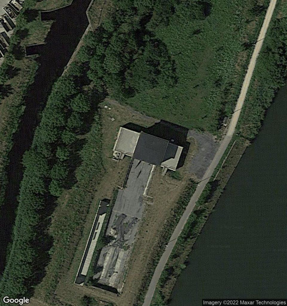 Barge Pool - UrbexBay™